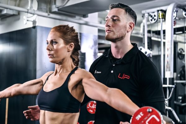 Catherine Reaches Her Fitness Goals in Only 10 Weeks and Gets Six-Pack Abs!