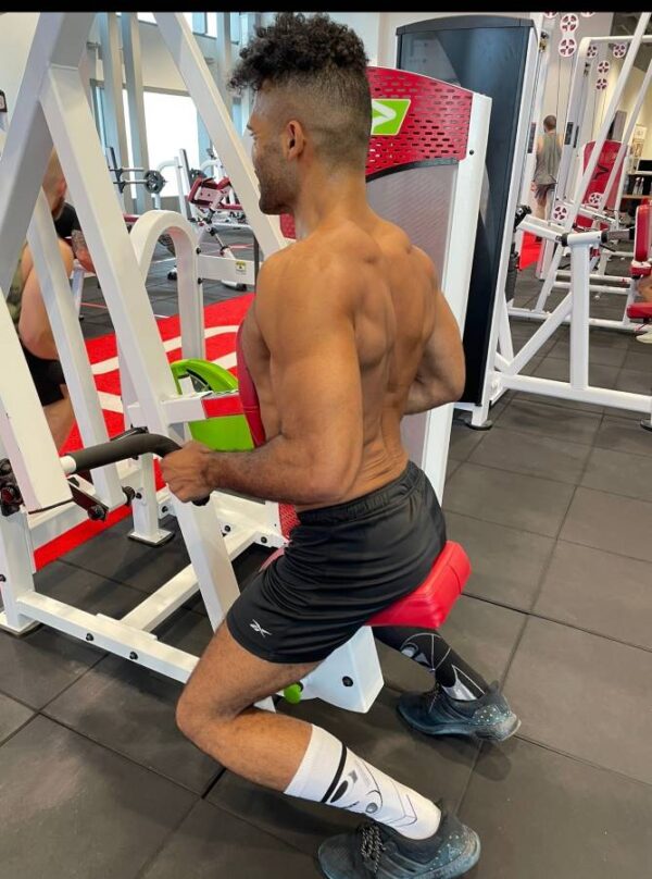 Issa overcomes Ramadan challenges to lose 12kg.