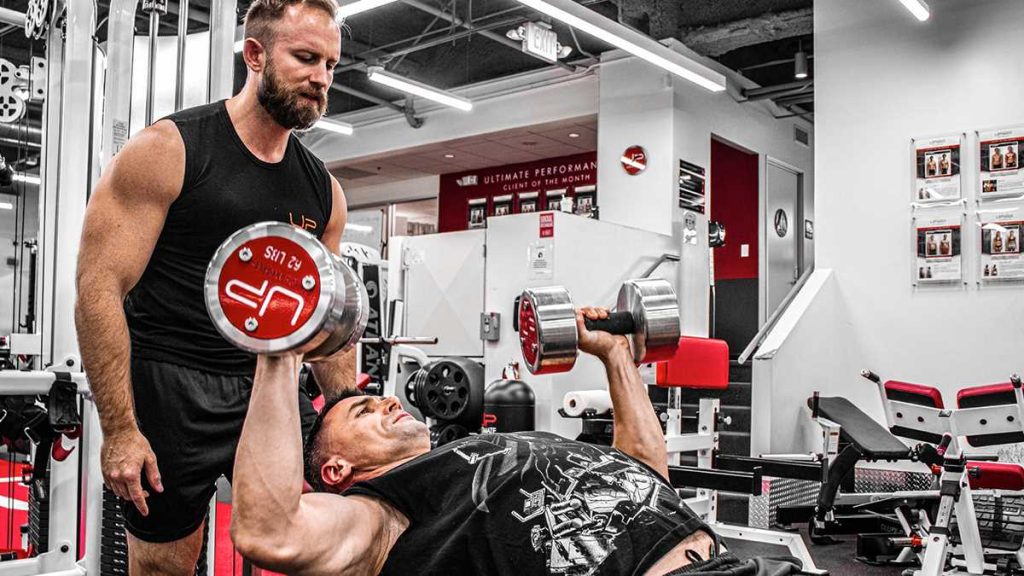 Build muscle and strength: Is Lifting Heavy Weights better?